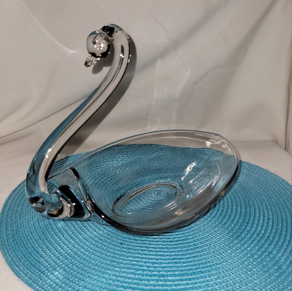Duncan Miller | Accents | Duncan Miller Vintage Glass Blown Swan Bowl ...